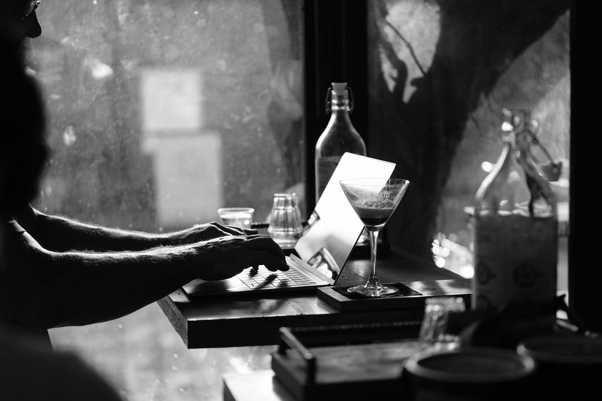 The Old Poets - Share The Love - Medium