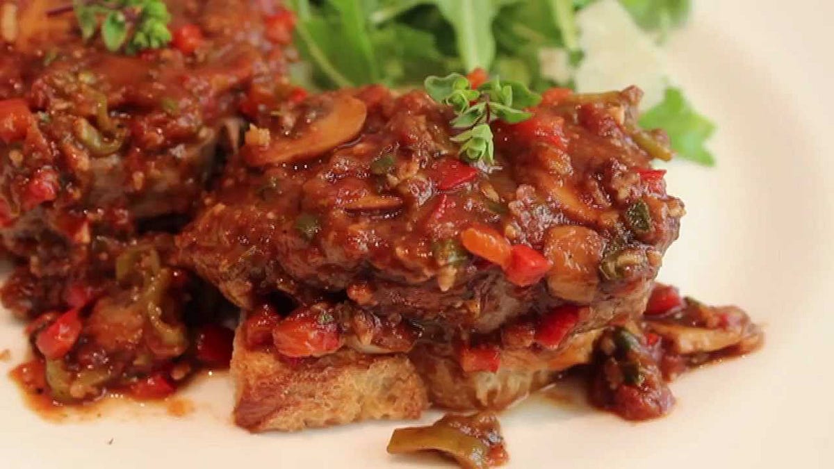 Steak Pizzaiola is straight from the Italian Cuisine!