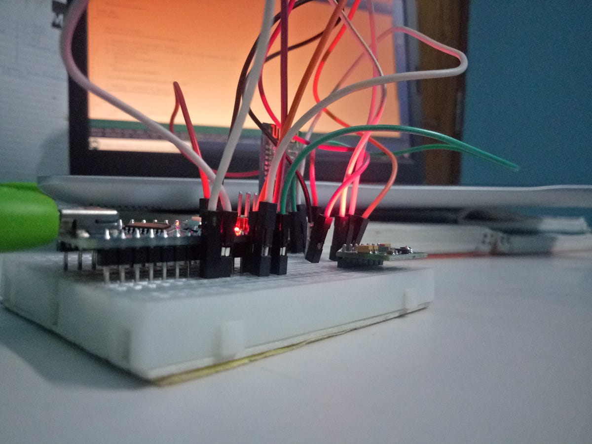 Making a Pulse Oximeter using Arduino | by Aman Kumar Dewangan | Medium