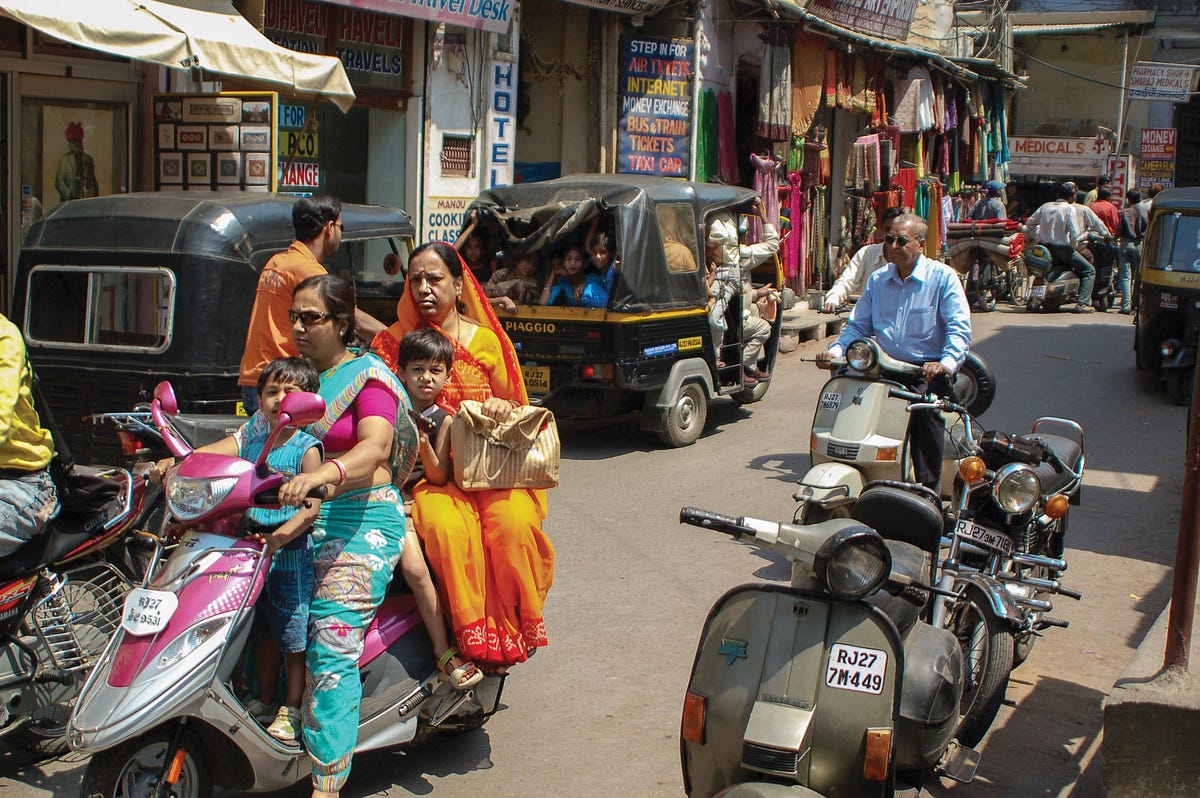 Transforming Transportation. Moving people and goods with low or no ...