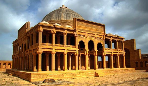 10 Best Historical Landmarks in Pakistan You Must Visit | by Maha ...