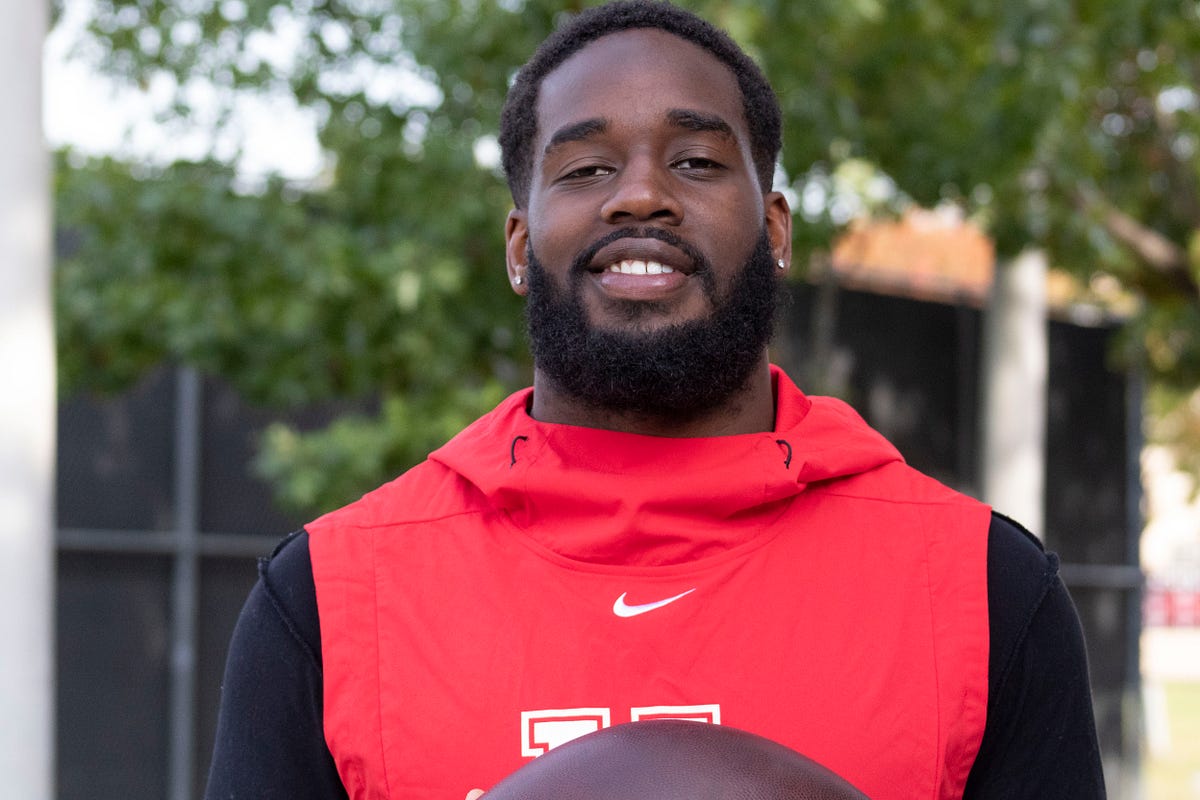 H-TOWN Takeover. Defensive Lineman Isaiah Chambers… | by SheaMadeley ...