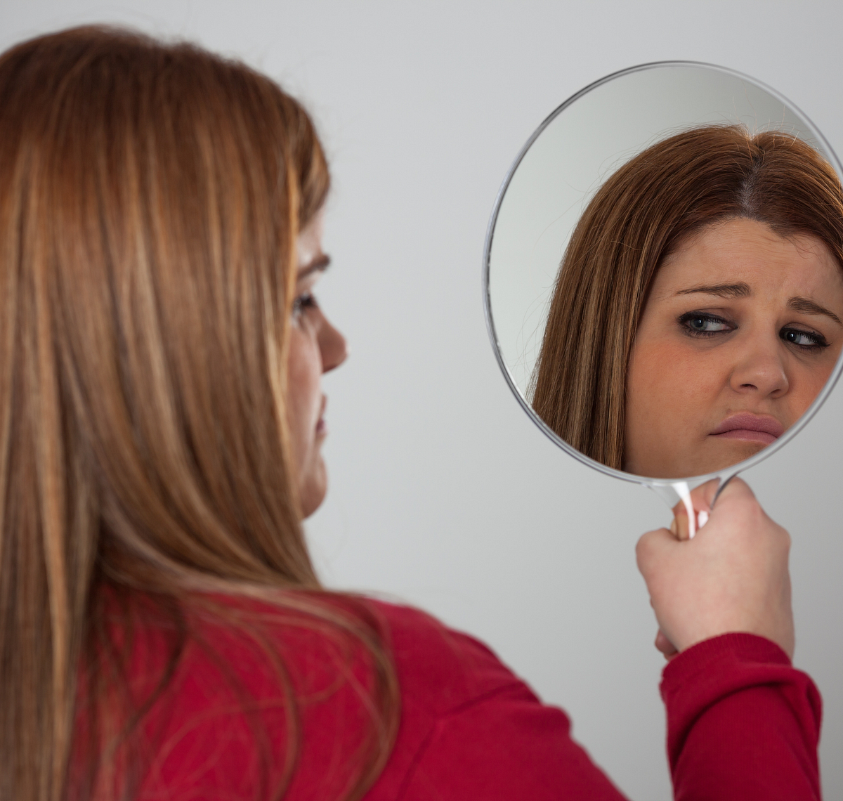 10 Signs Of Low Self-Esteem | ILLUMINATION