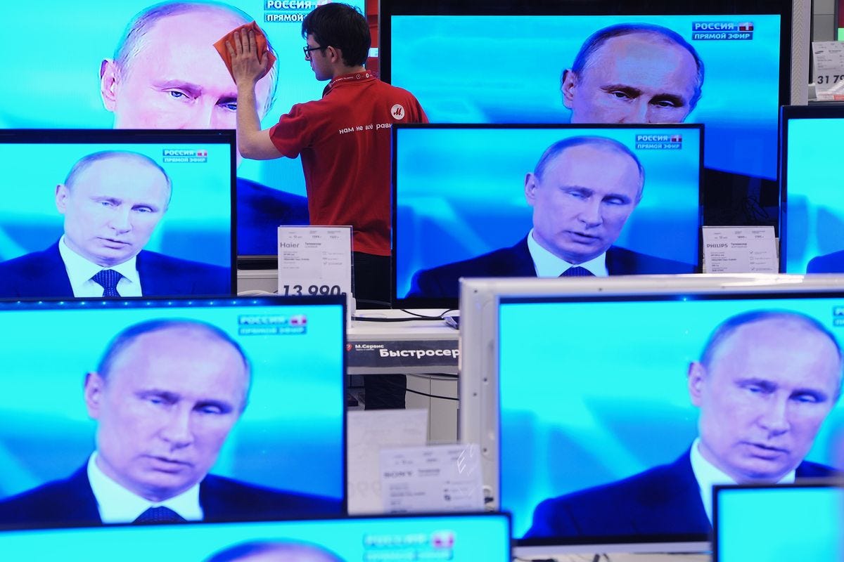Why Is Russia Using Twitter and Facebook? Read This Polish Report to ...