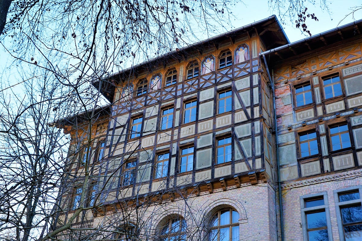 The Rise and Fall of an Elementary School | by Michael Miello | Medium