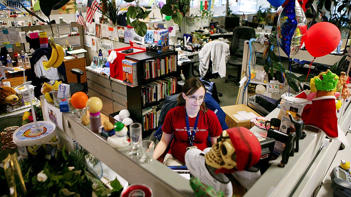 Zappos: Creating Great Customer Experiences | by Awaken Group ...