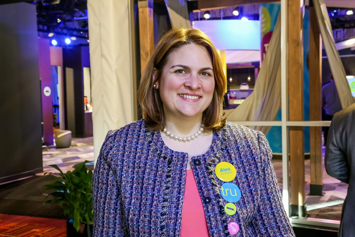 Corporate Entrepreneur Interview Series — Alexandra Jaritz on launching ...