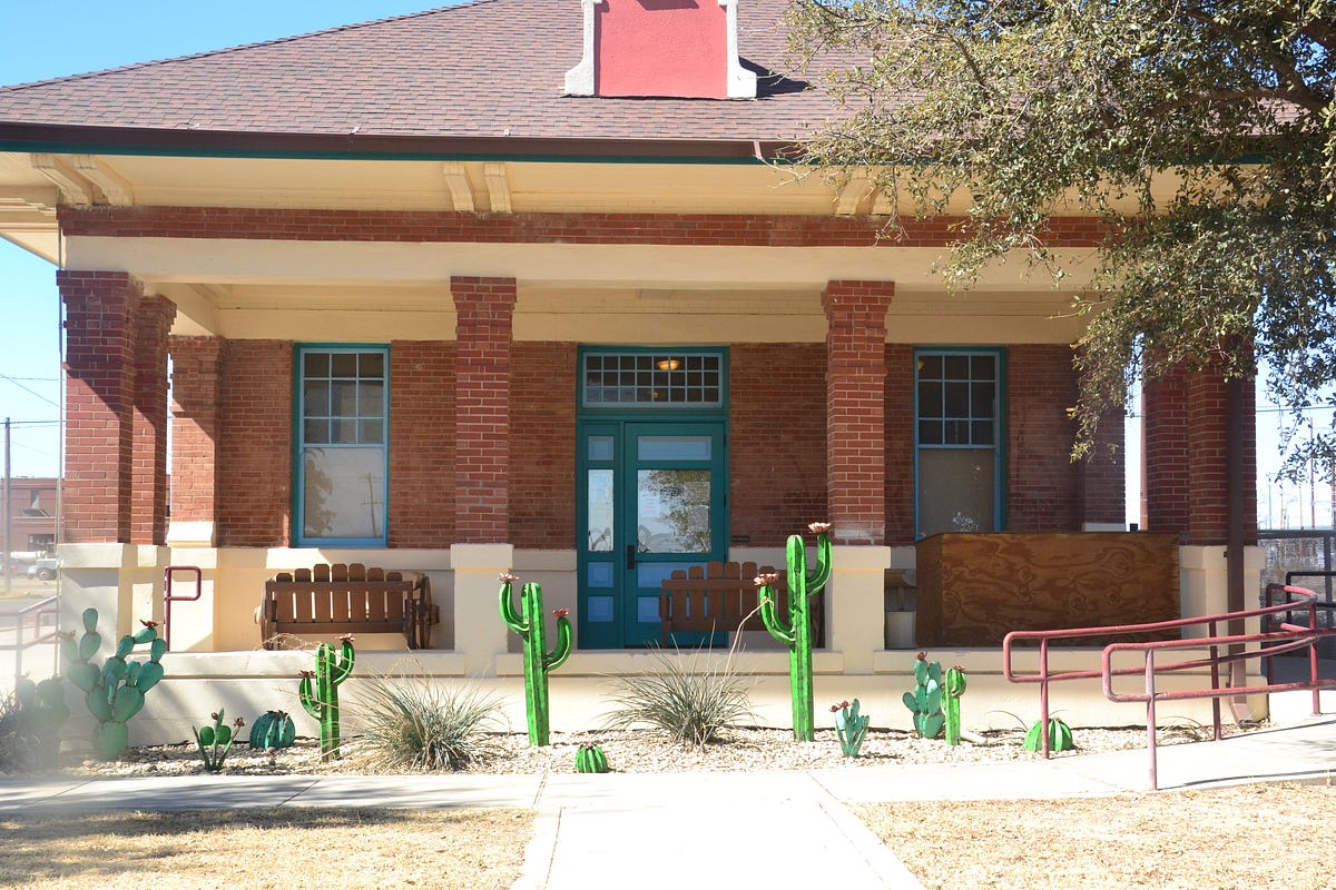 Pecos Texas: Where Legends Were Born | by James Jordan | ILLUMINATION ...