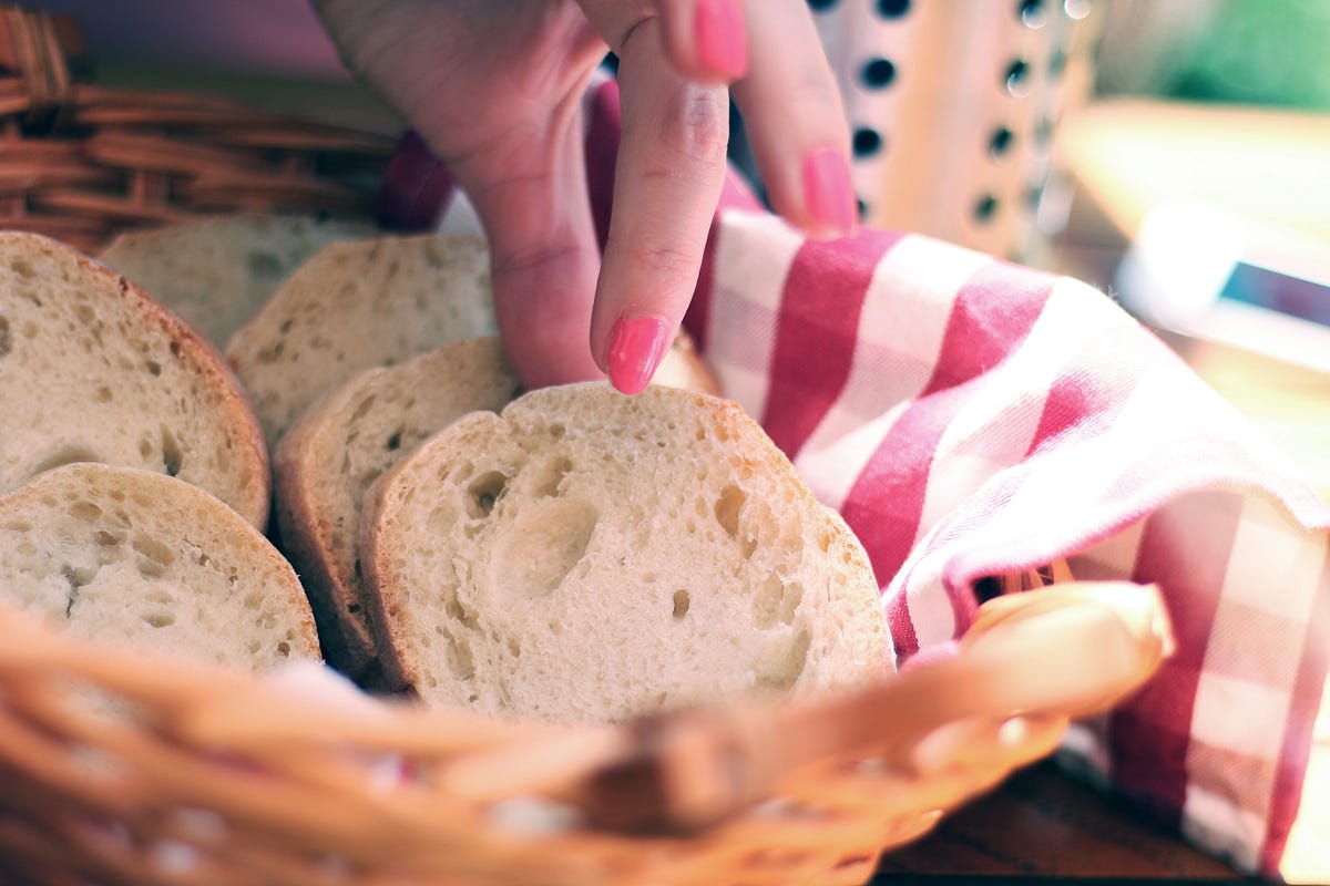 Don t Eat Your Crust If You Don t Want To choice Twerking And Bread don-t-eat-your-crust-if-you-don-t-want-to-choice-twerking-and-bread
