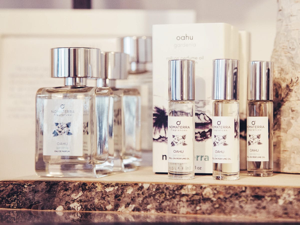Perfume Oils vs. Sprays — What’s the Real Difference? | by AB Creative ... Perfume Oils vs. Sprays — What’s the Real Difference? | by AB Creative ...