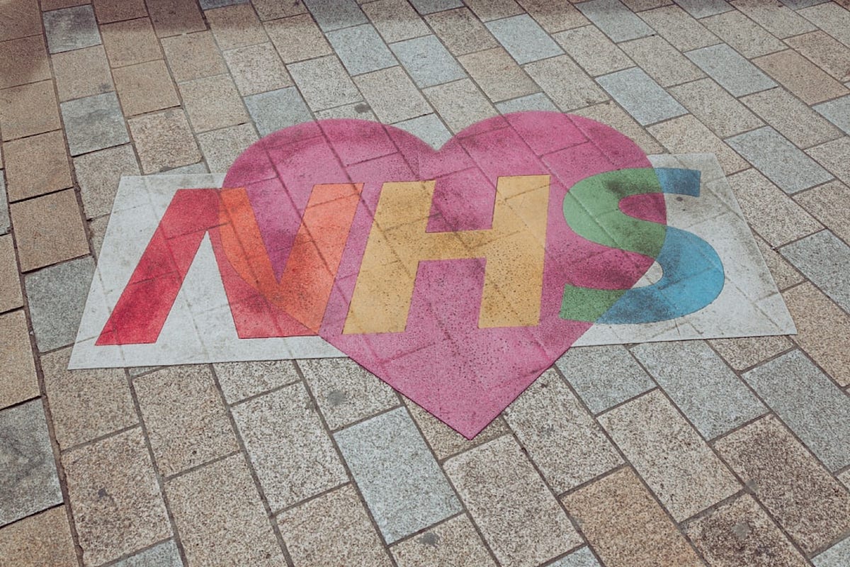 the-legal-case-against-nhs-gender-clinics-the-media-isn-t-talking-about