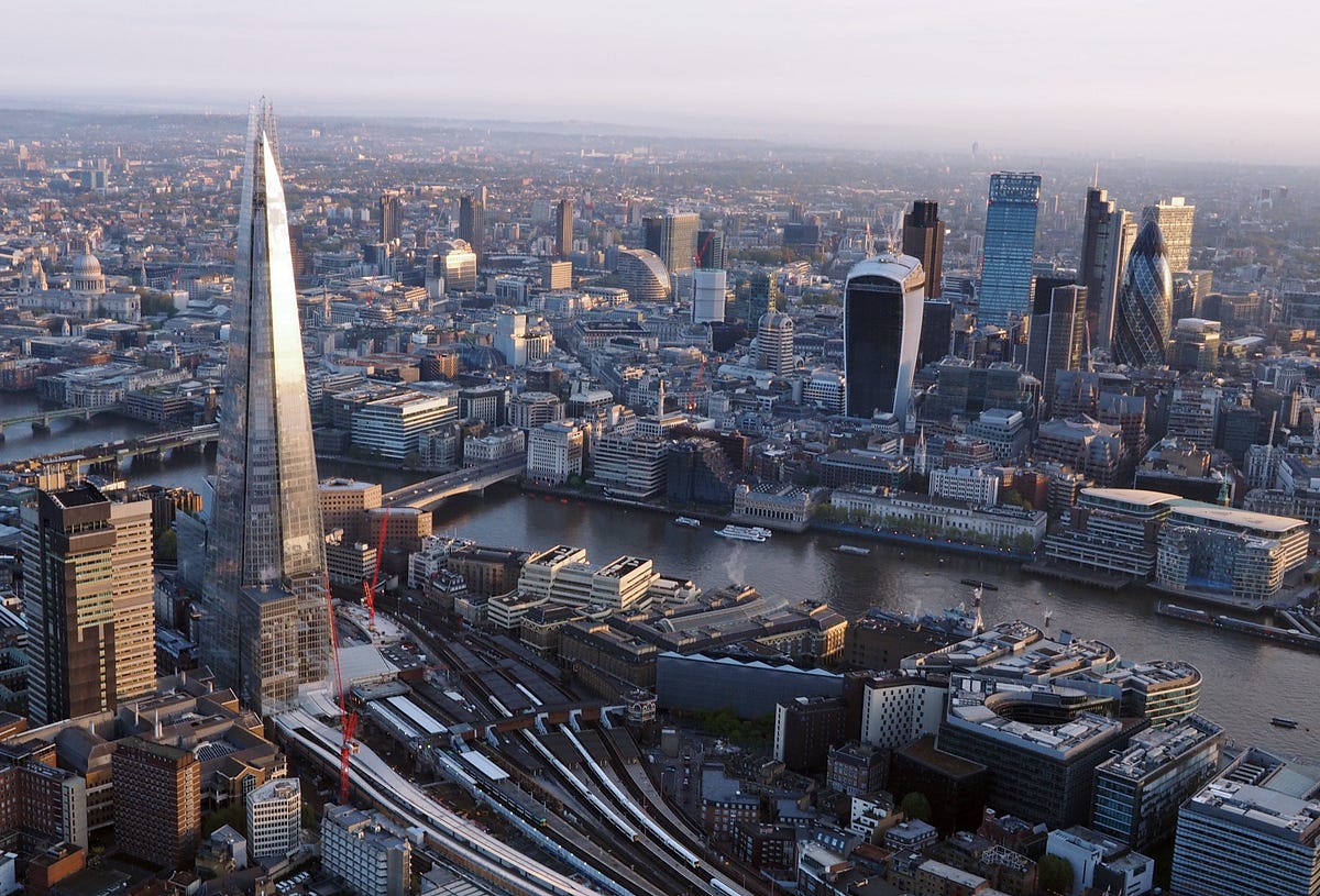 London: Smart City or Fading World Power | by HUCKLETREE | Medium