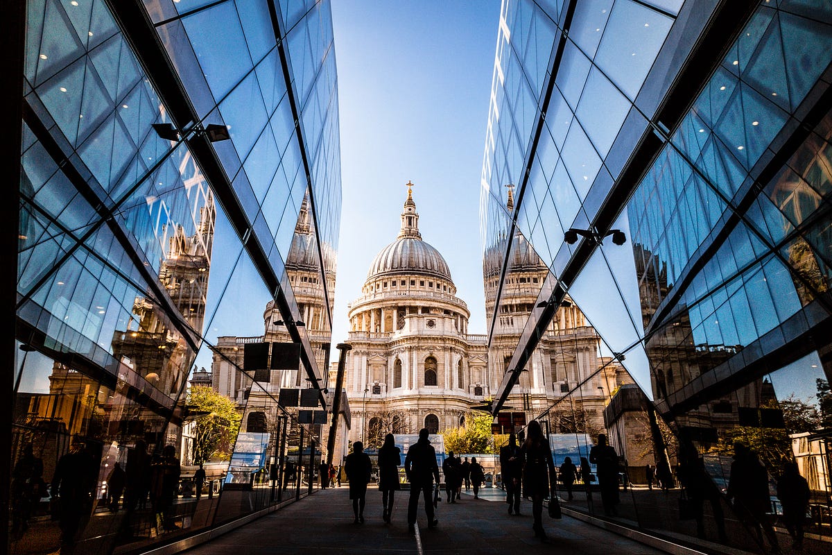 Top 10 Global Fintech Hubs | London | by Evelyn Howat | FinTech ...