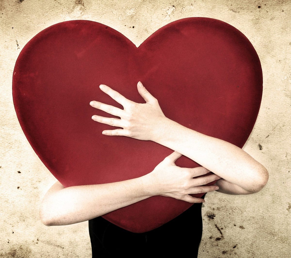 love-if-you-want-to-be-loved-the-feeling-of-being-loved-by-ameer