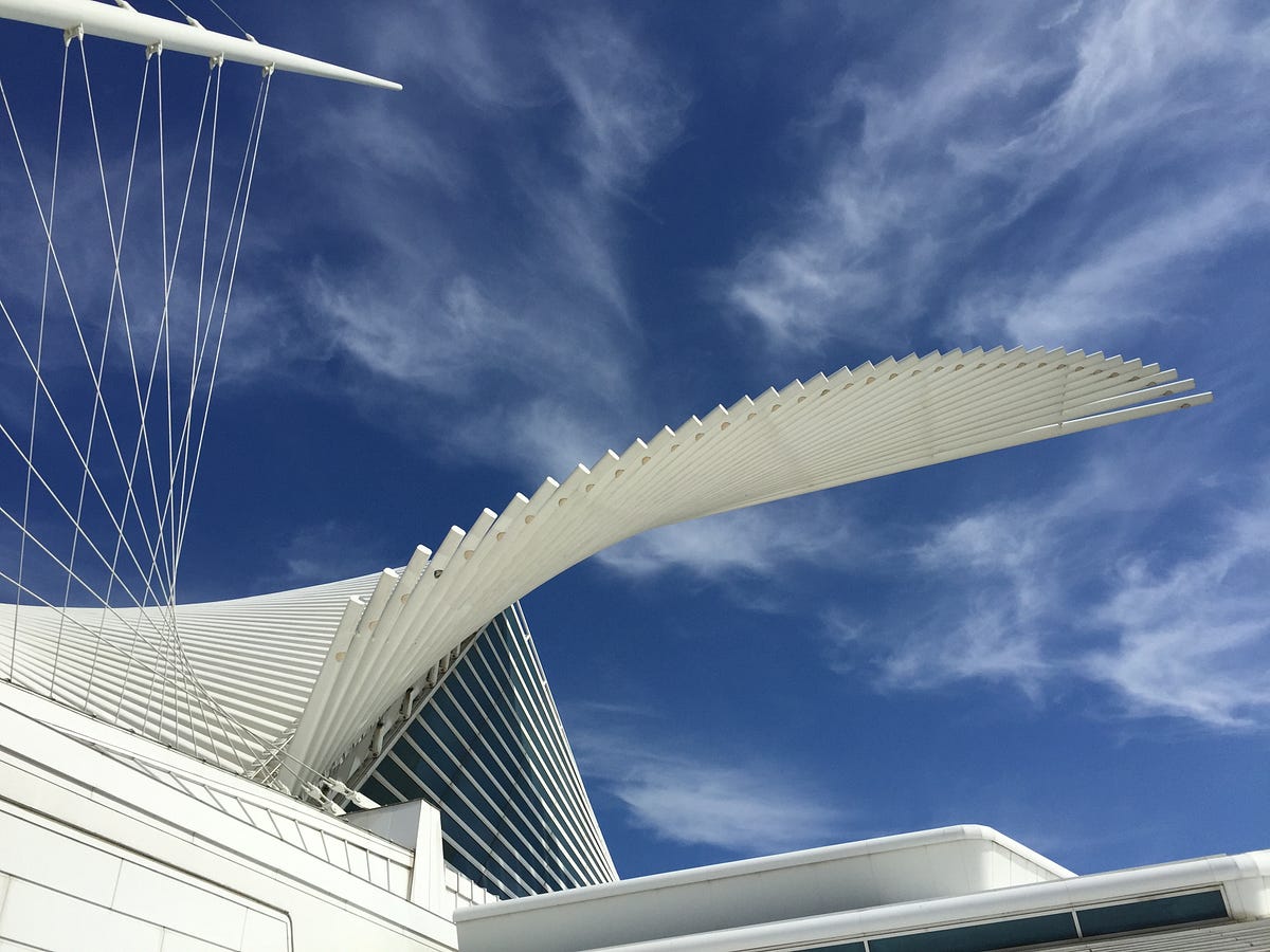 Santiago Calatrava’s “Quadracci Pavillon” | by Mark Davis | Medium
