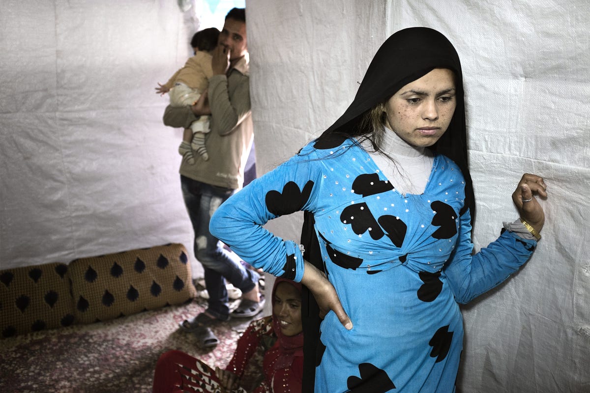 Early marriage robs girls of their future | by UNICEF | Photography and ...