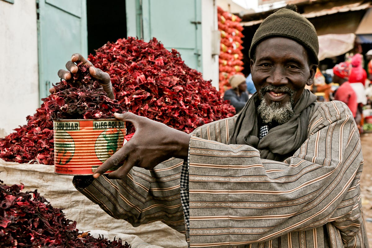 Market Makers: How Senegal’s Informal Traders Are Getting Their Voices ...