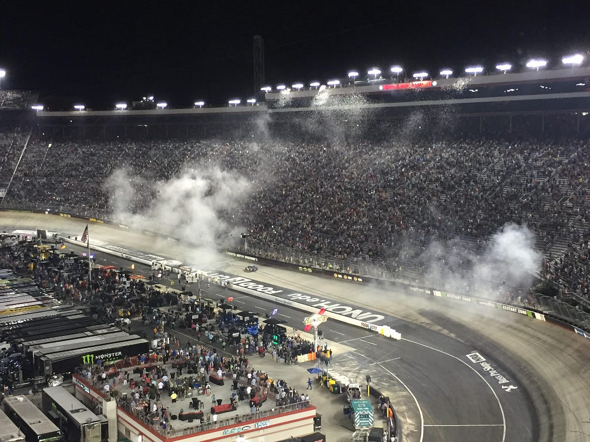 Stage 3 Recap — Kyle Busch Wins NRA Night Race | by Aaron Blake | Medium