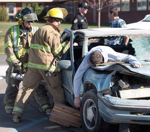 Texting and Driving Among Teenagers | by Kerry Johnson | Medium