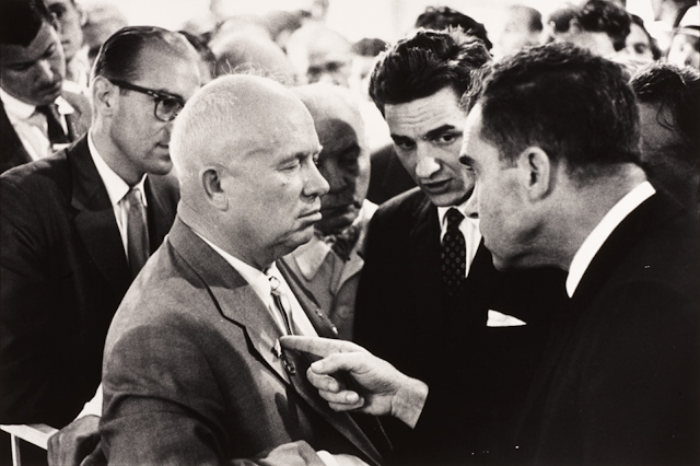 Body Language Analysis №4332: Richard Nixon, Nikita Khrushchev, and The ...