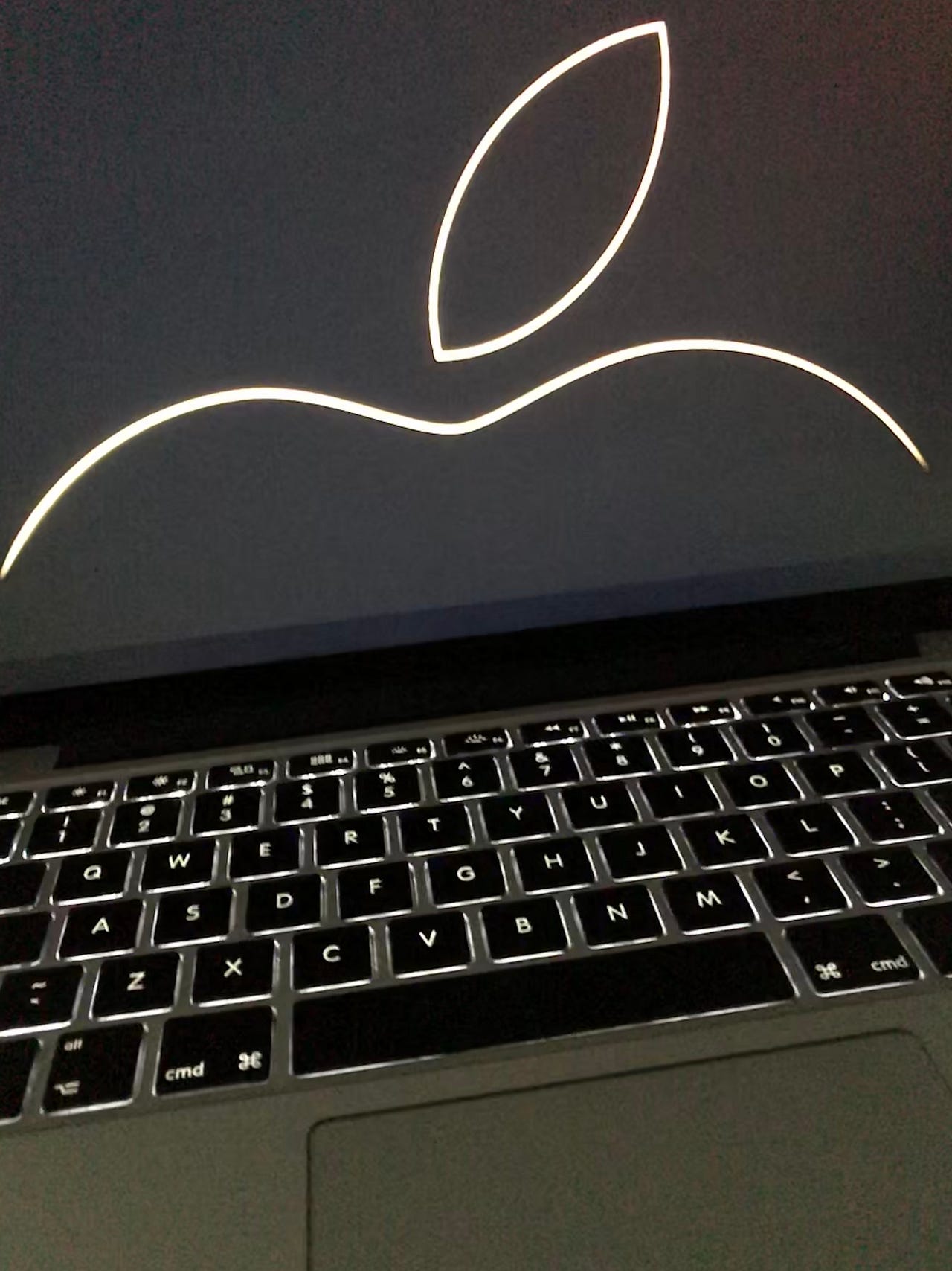 Setting up an Xcode project to develop Cocoa and Cocoa Touch frameworks* sharing common code ...