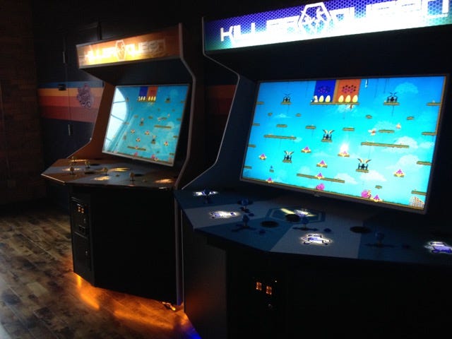 An Introduction to Everything Killer Queen Arcade | by Alan Dang | Medium