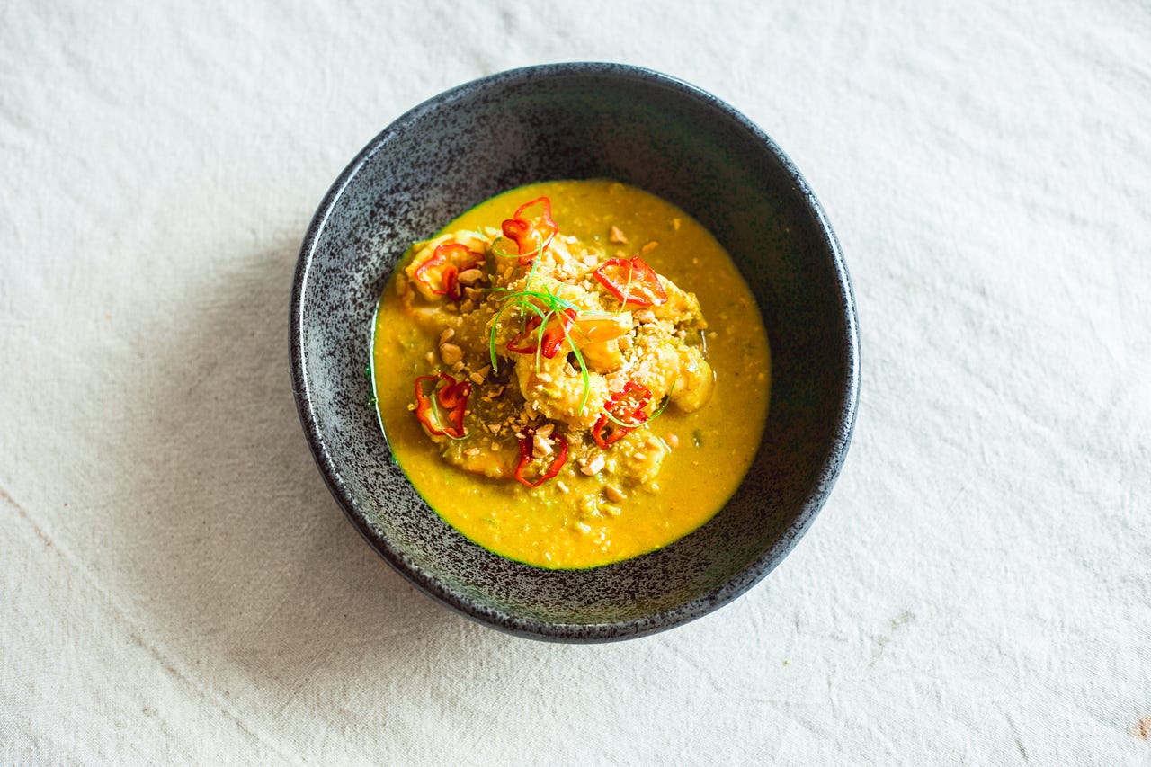THAI YELLOW CURRY PRAWNS. This dish isn’t only great with prawns… | by ...