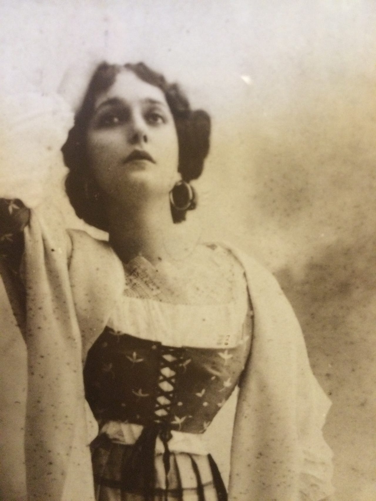 Whatever happened to Puccini’s wife? | by Christopher Hogg | Medium