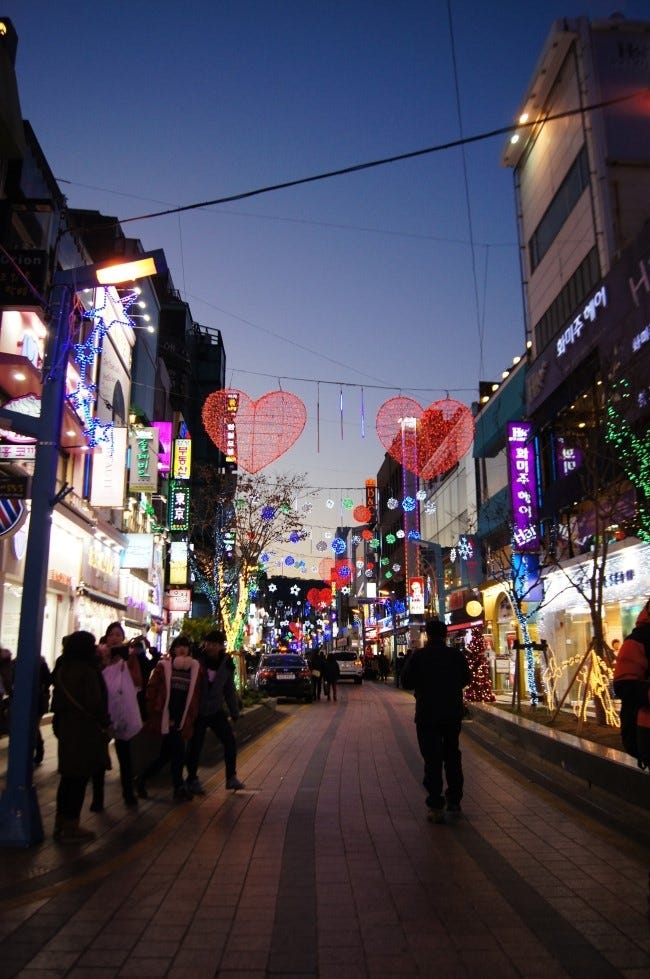 [Pusan, Korea] Trip to Pusan Ep 1. Eat, Eat and Eat | by Ashley Choi ...
