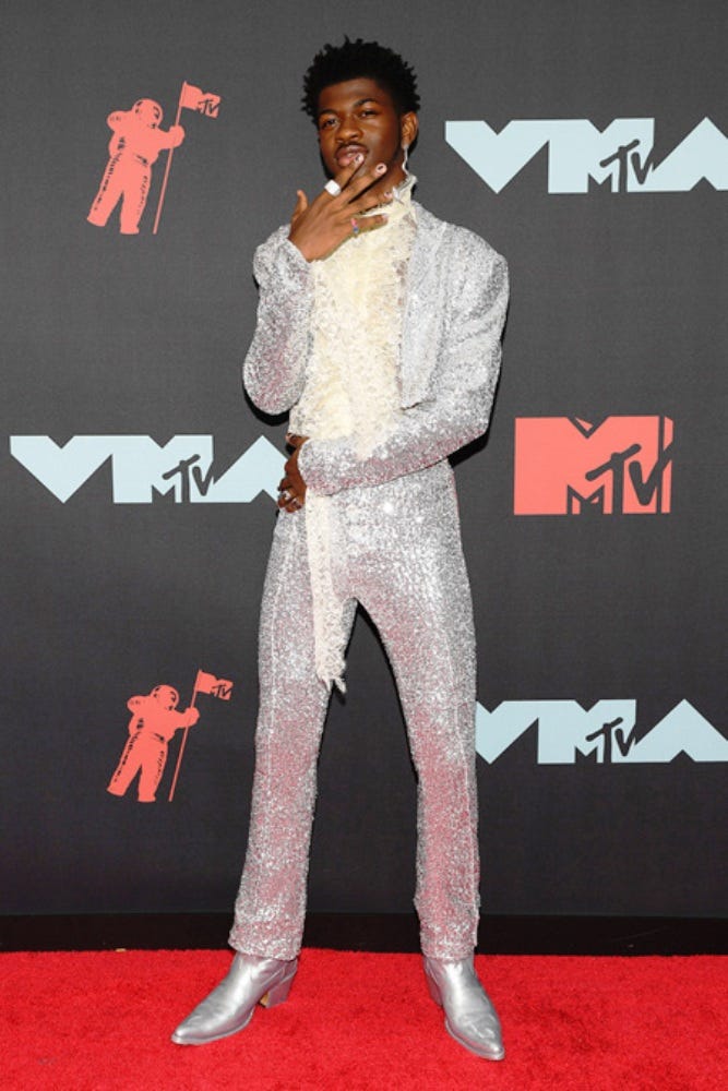 Stunning singers on VMA wearing gorgeous outfit in 2019 | by Miss Luna ...