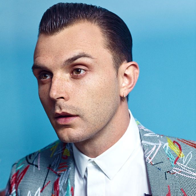 Hurts retorna com emocionante (e trágico!) vídeo de “Beautiful Ones ...
