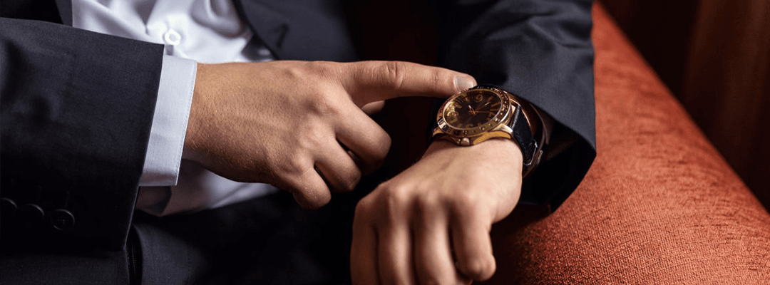 How to Wear Your Wrist Watch The Right Way | by BLSCM Watches | Medium