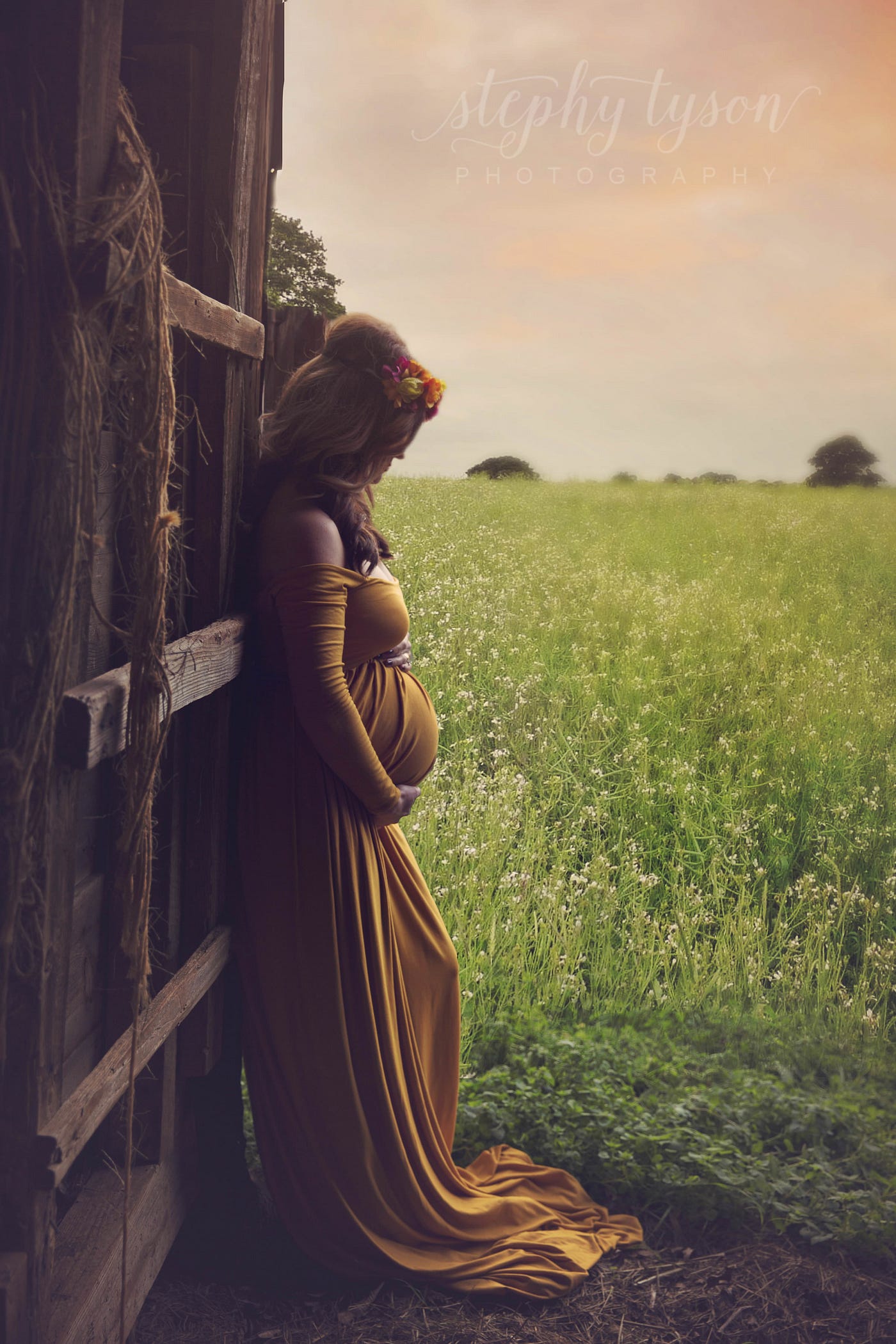 16 Examples of How Maternity Photography Can Be Glamorous | by Alex ...