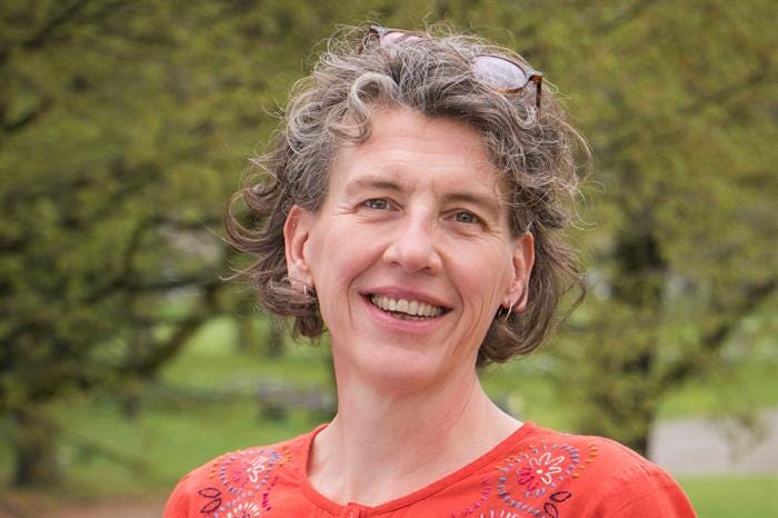 Zoë Ackerman – Medium