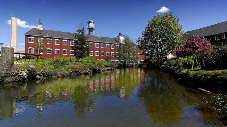 7 Things You Must Do on Your First Trip to Salem, Oregon | by Travioor ...