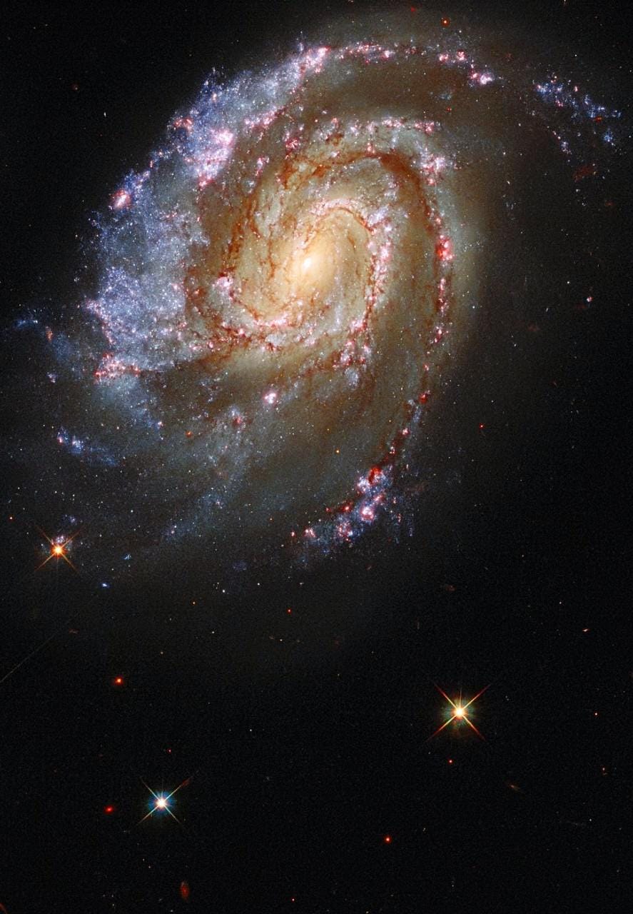 The dark dust lanes of lenticular galaxy NGC 6861 as seen by Hubble No ...