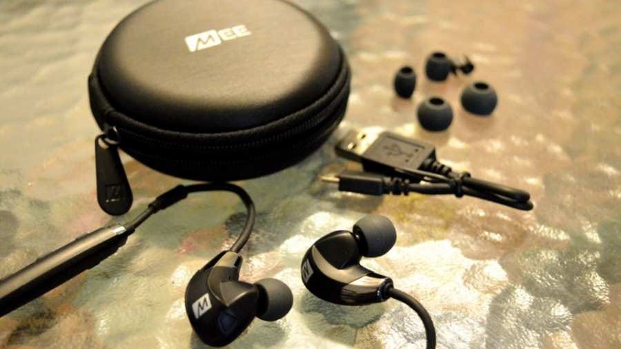 Top 10 Best Vacuum Headphones 2019 For You | by Syed Asad Ali | Medium