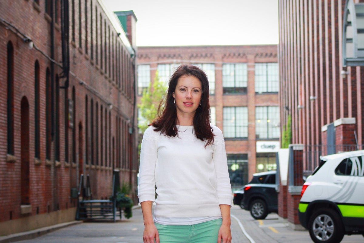 Anna Robinson — Product Manager. Originally published: August 17, 2017 | by Carrie Tanguay | Medium