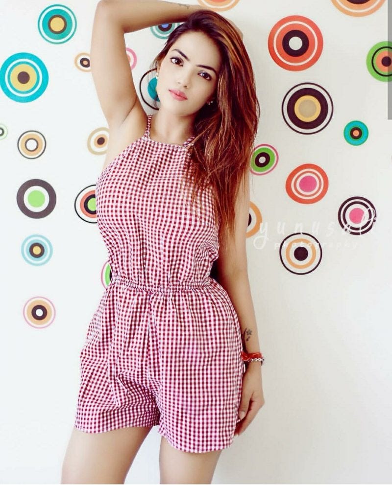 Meet Aashi Sharma: Stylish Blogger, Fit Style Influencer | by ...