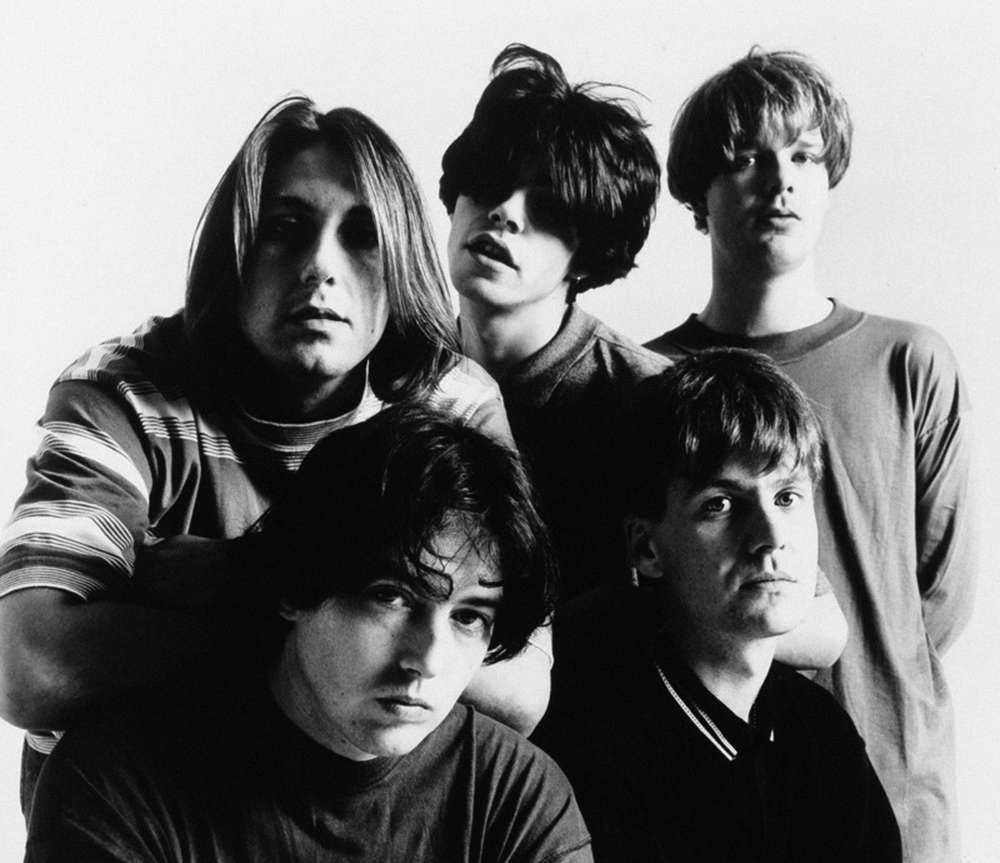 Top 10 UK Indie Songs Of The 90s Featuring Oasis Pulp The Cure Etc