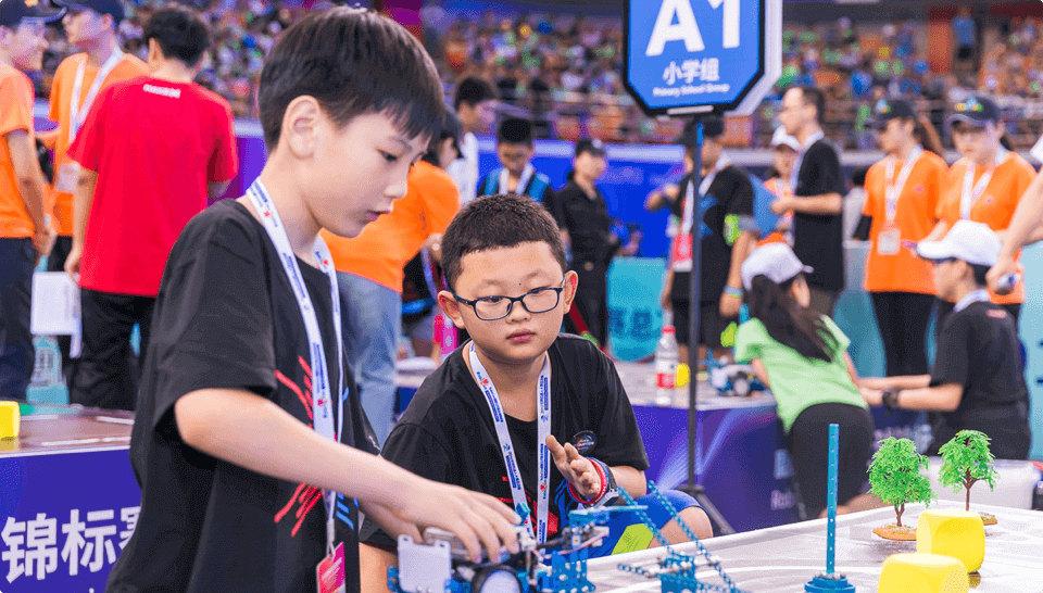 Top Robotics Competitions for Kids | by Makeblock | Medium