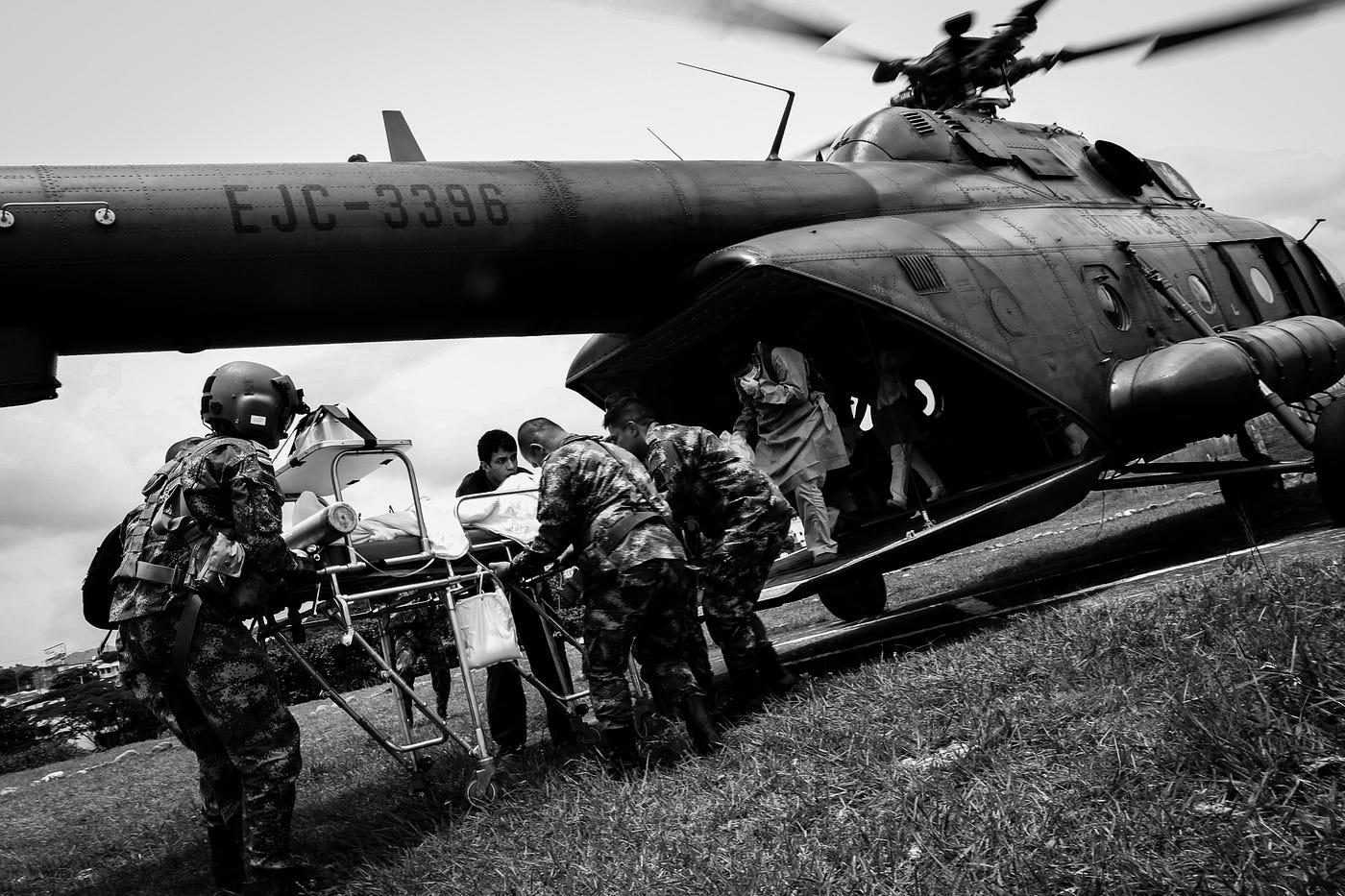CASEVAC (casualty evacuation). Siendo apenas un bachiller y pasados ...