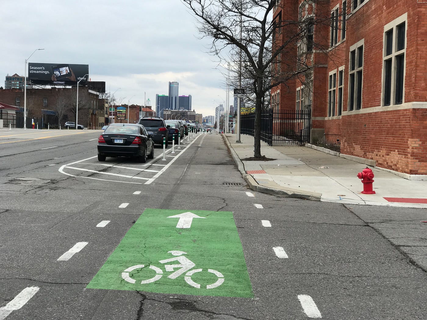 Bike Lanes on Detroit’s East Jefferson Avenue: the First Year | by Zoe ...