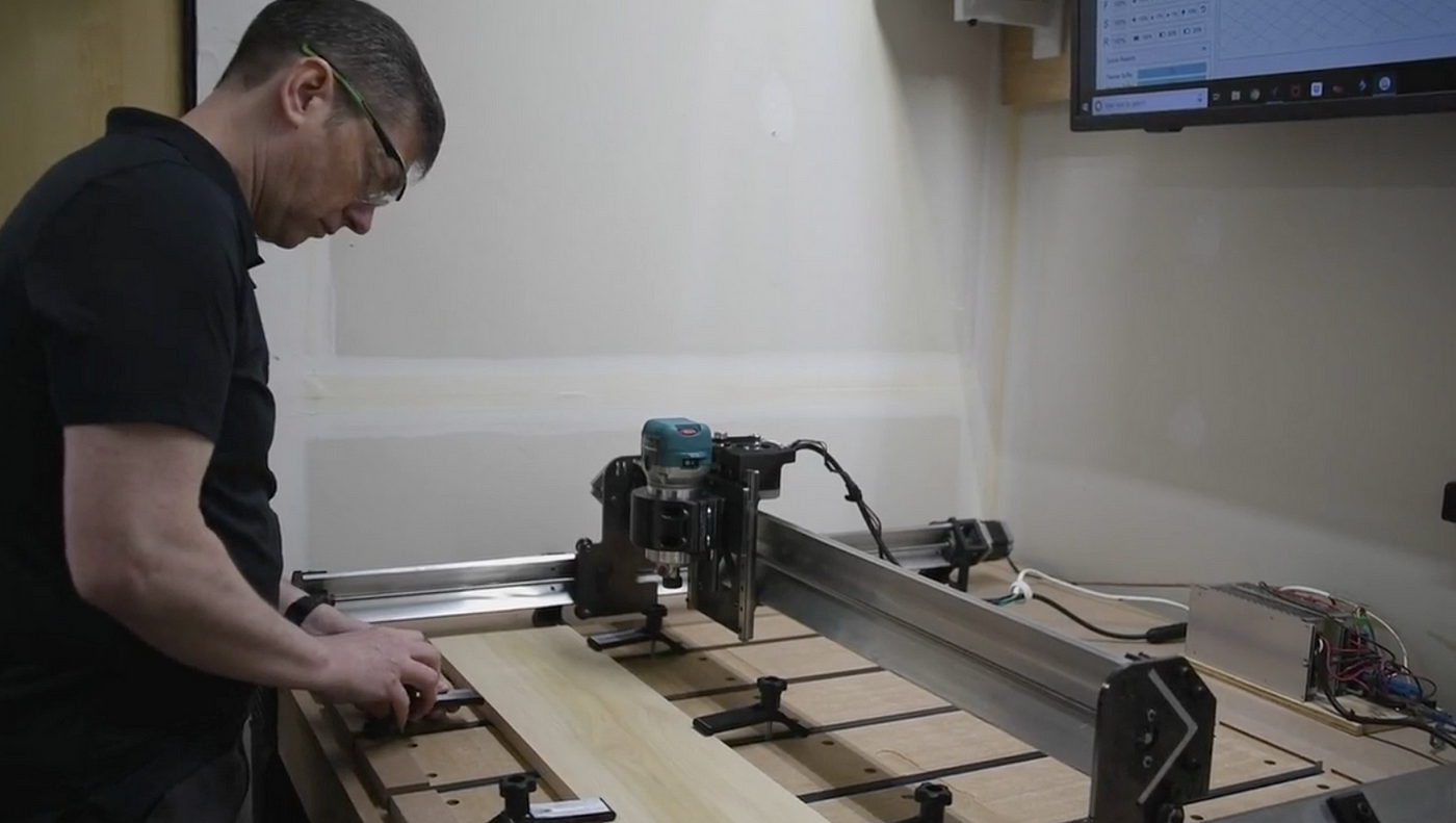 Sienci Labs Launches The New Longmill Benchtop Cnc Router On