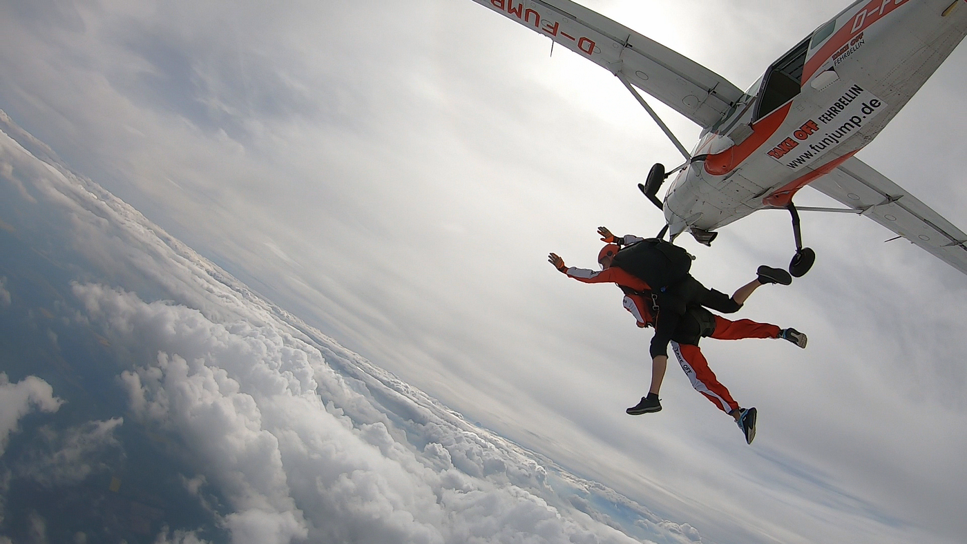 Steps of Filming a Tandem Skydive - SNAPSHOTS - Medium