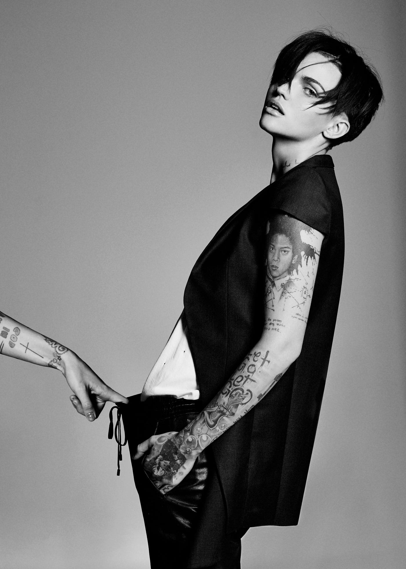 ANDROGINIA EN LA MODA DEL SIGLO XXI | by The White Rabbit | Medium