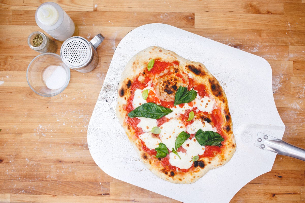 Neapolitan Pizza Start to Finish (No-Knead) | by David Pollitt | Medium