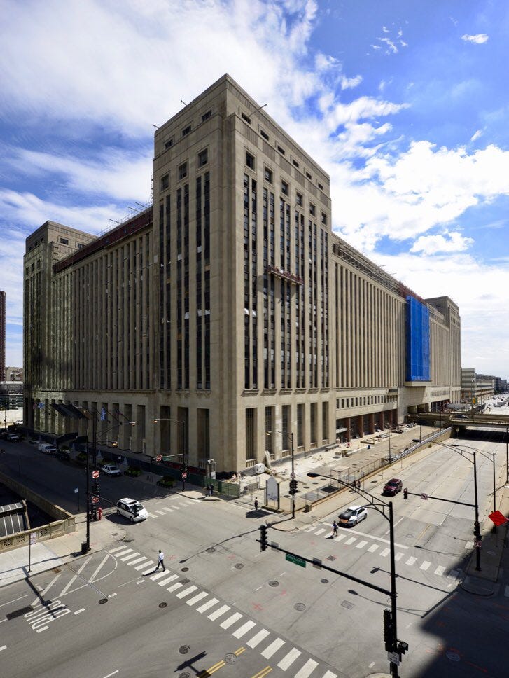 Mayor Emanuel unveils renovated lobby at Old Post Office | by Chicago ...
