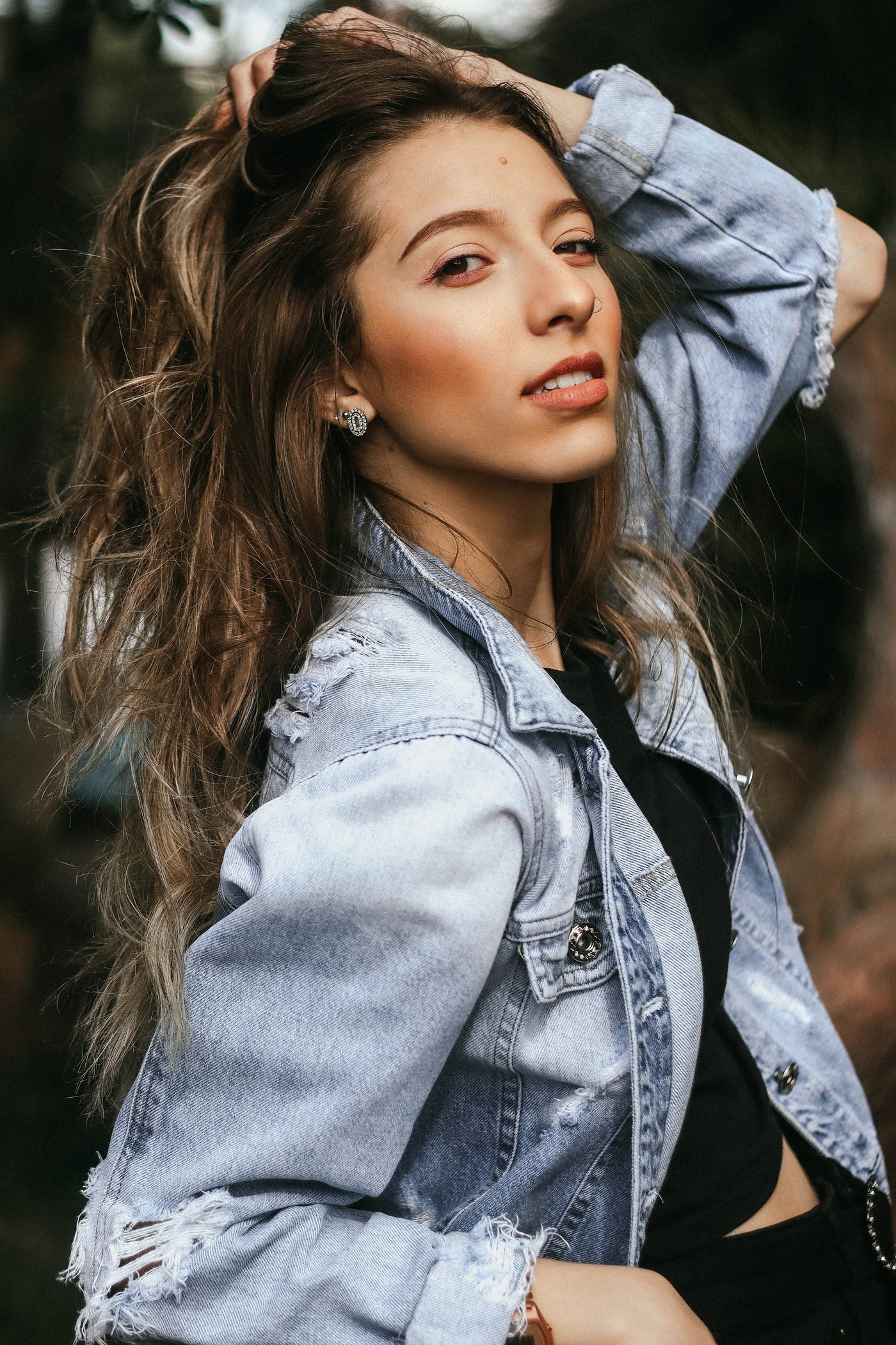 6 Regular Activities to Be Interesting to Pretty Women | by Annie ...