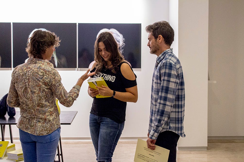 XII Premio de Relato corto Atzavares 2017 | by Majo | Medium